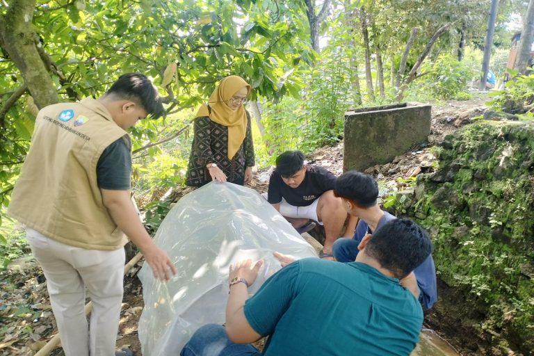 Terjun ke Desa, Mahasiswa KKN Ubhara Jaya Canangkan Program One Village One Product dan One ...