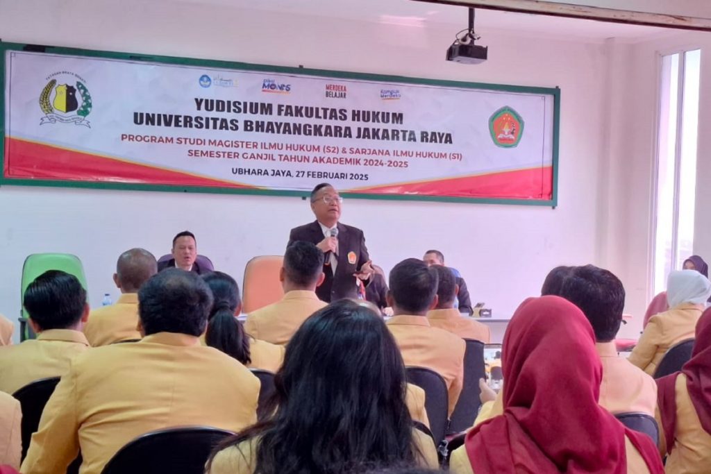 86 Mahasiswa Fakultas Hukum Ubhara Jaya Ikuti Sidang Yudisium, Ini Pesan Dekan Prof Laksanto ...